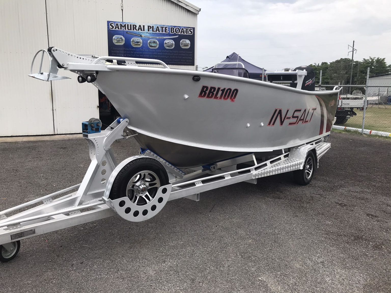 Ninja – Side Console | NQ Mono Hulls